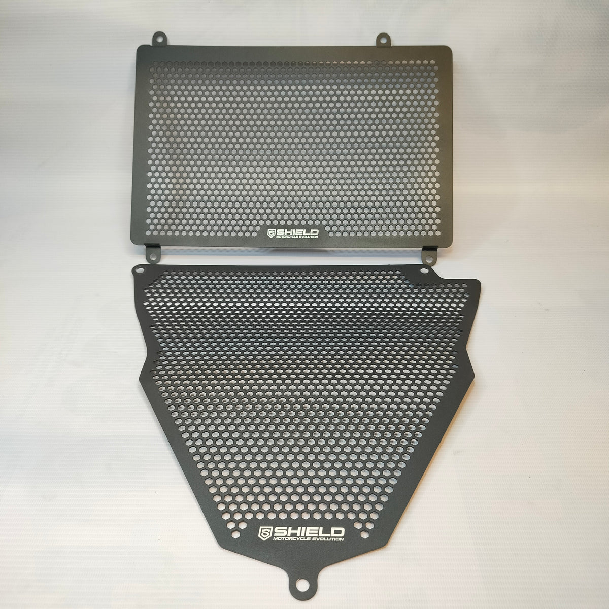 ZX4RR / ZX4R Shield Radiator Guard with V Grill – Zero One Moto Shop