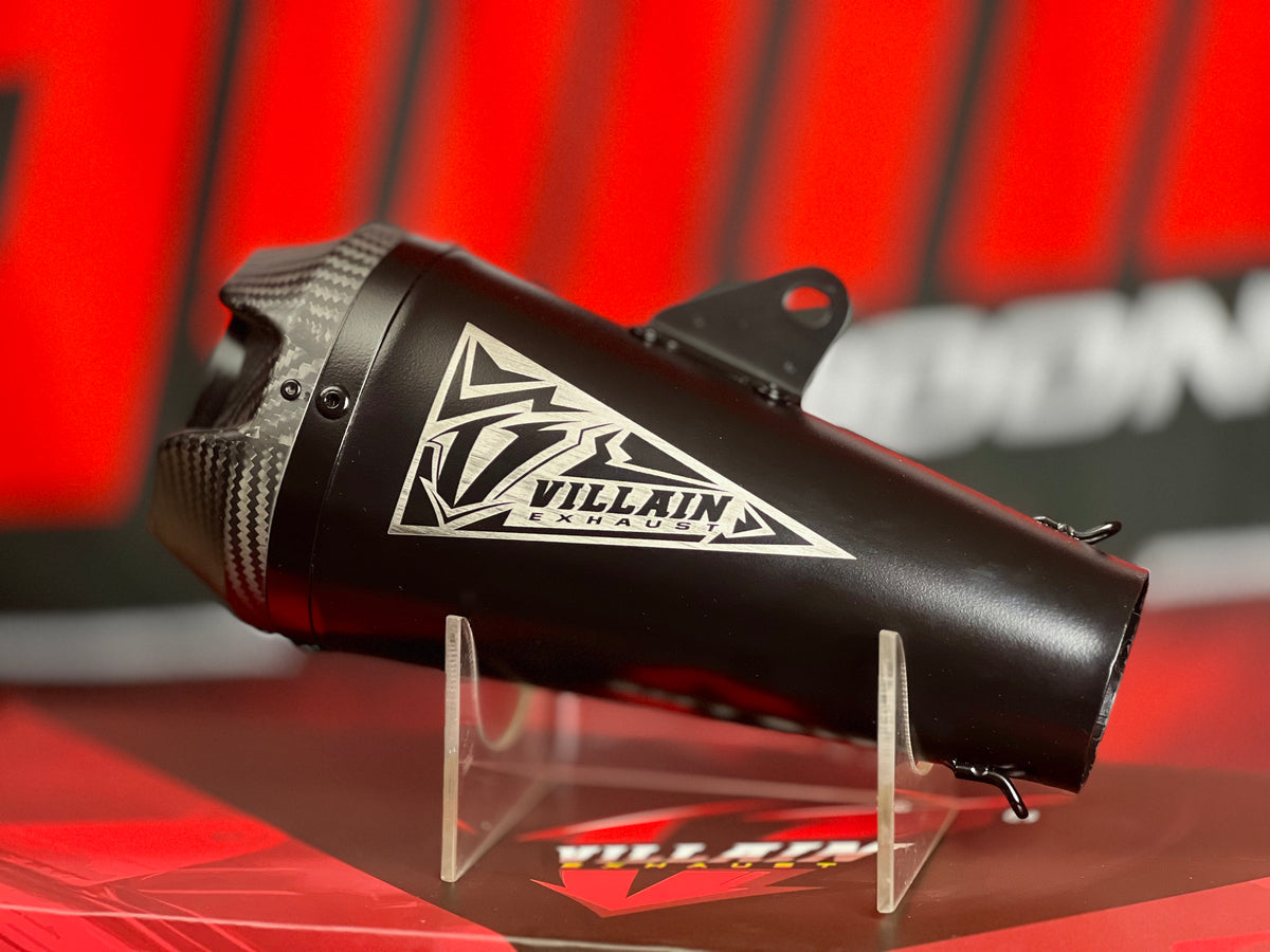 VILLAIN TRIANGLE (BLACK) – Zero One Moto Shop