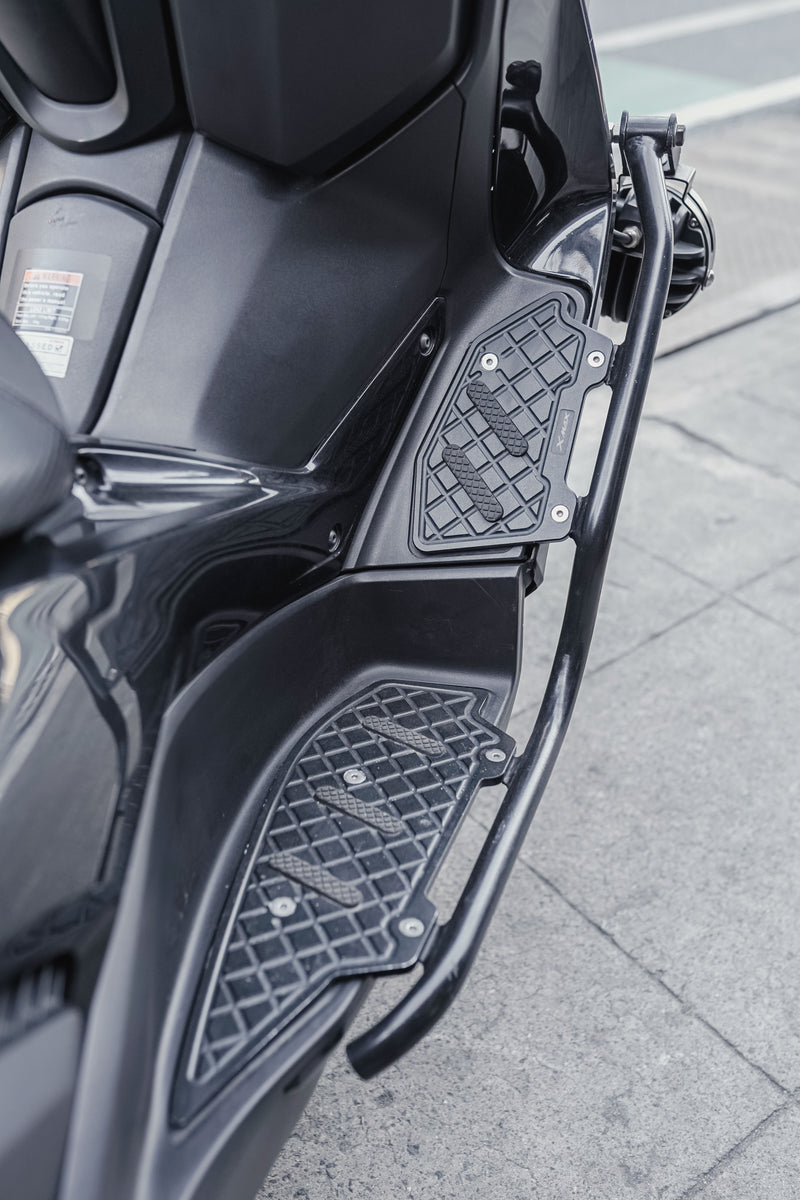Crash Guard With Foot Matting Xmax 300 – Zero One Moto Shop